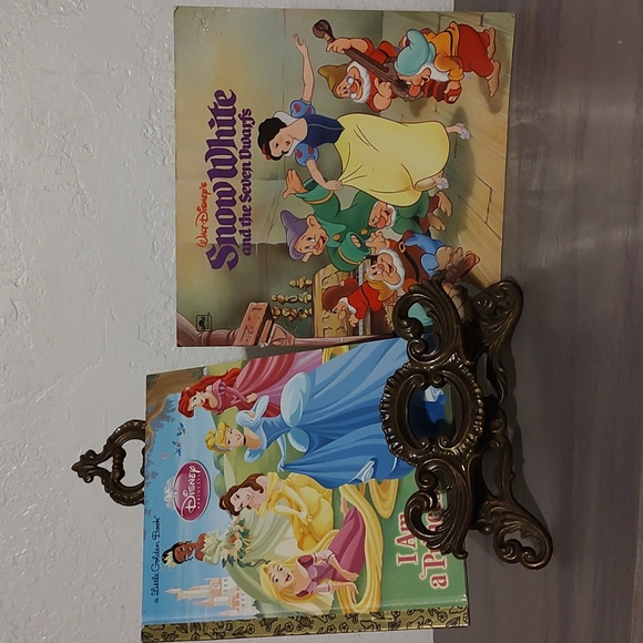 Vintage | Other | Two Walt Disneys Snow White I Am A Princess Golden ...